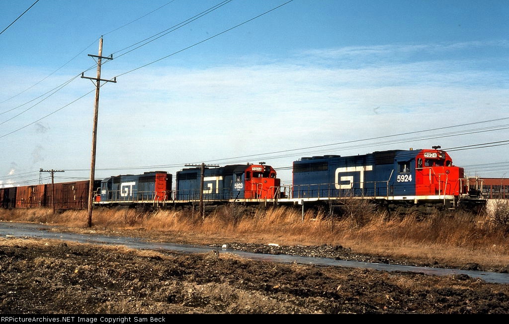 GTW 5924, 5923, and 5902